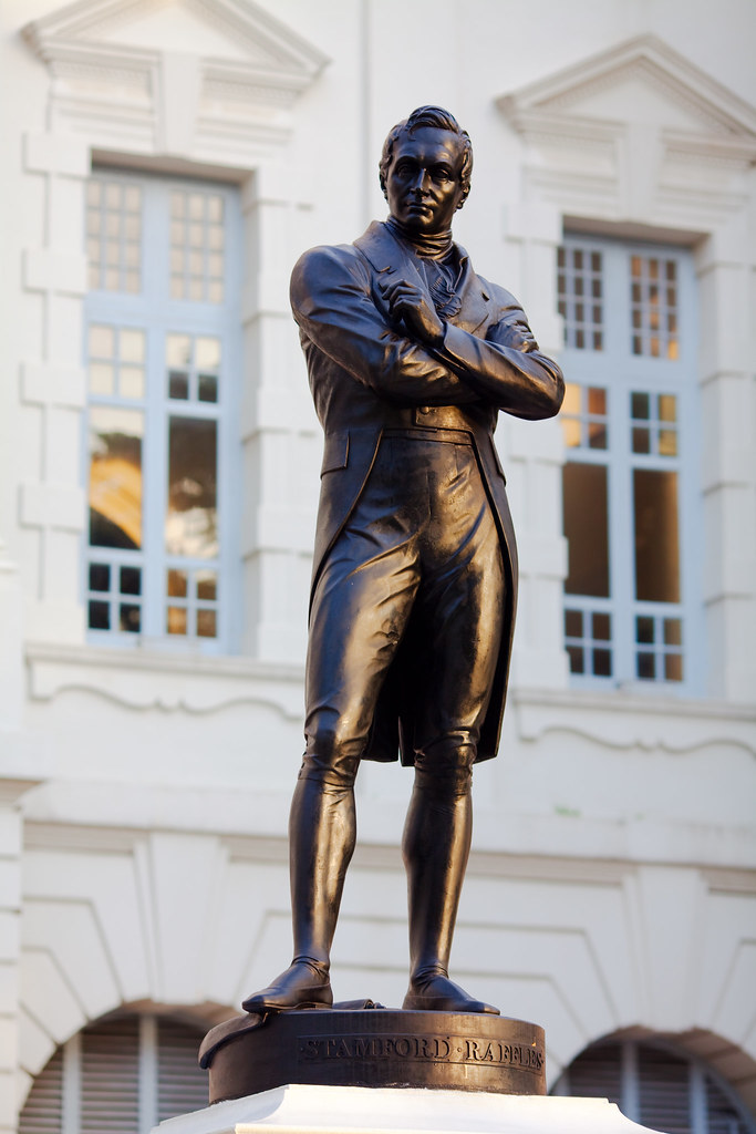 Statue of Sir Stamford Raffles | Lucian | Flickr